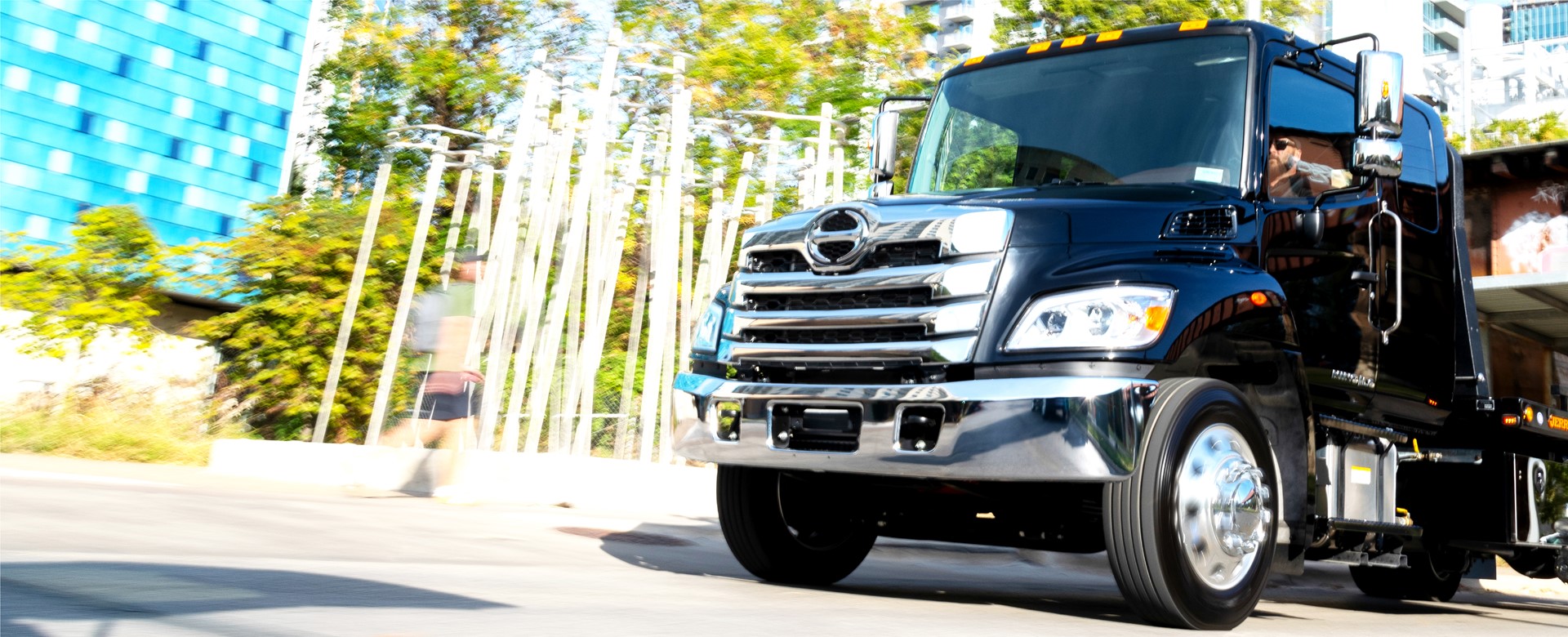 Trucks | HINO
